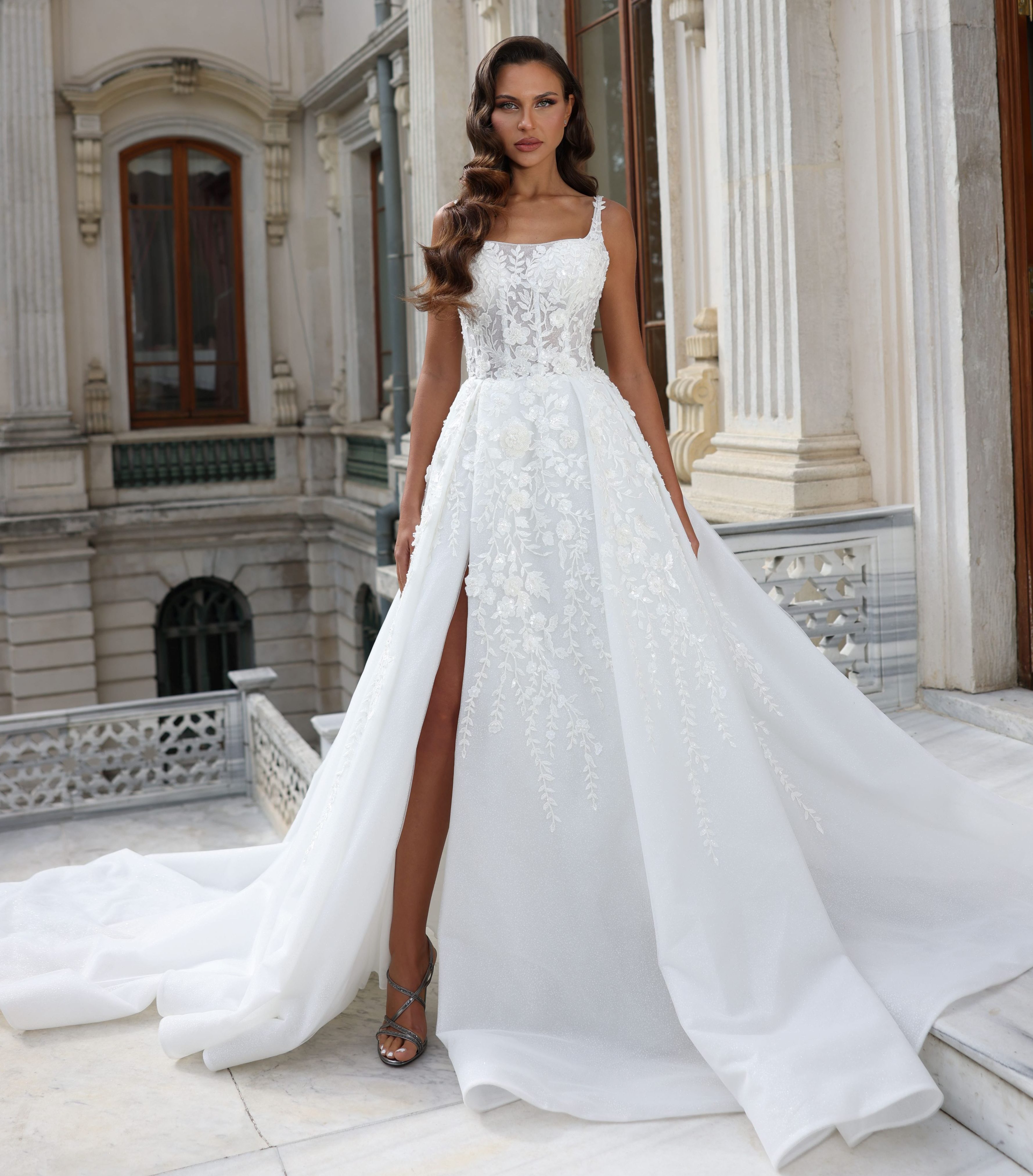 1) Genevive – Glaudi Collection